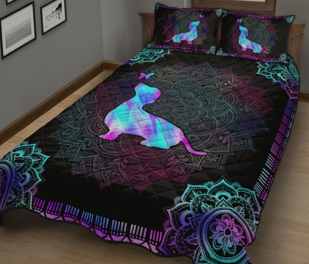 Dachshund Liquid, Mandala Quilt Bedding Set - Unique Anime Apparel for Fans
