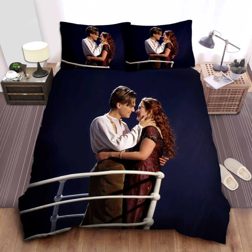 Titanic Leonardo Dicaprio And Kate Winslet Kissing Scene Bed Sheets ...