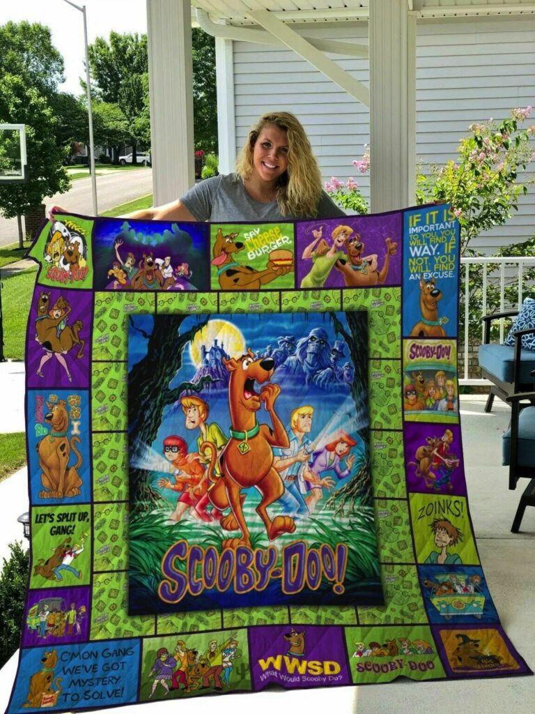 Scooby Doo Quilt Gifts For Birthday Christmas Thanksgiving - Unique ...